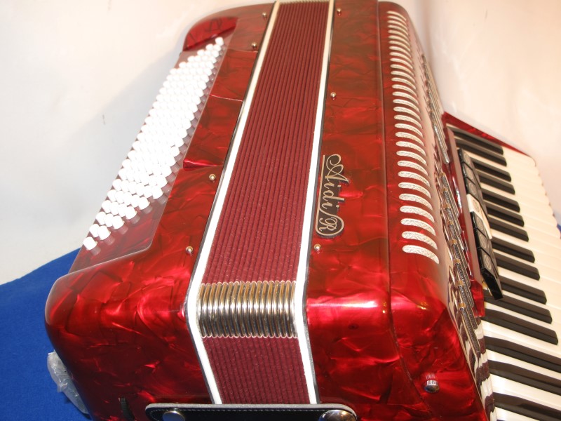 Aidi Accordion full size in red pearloid